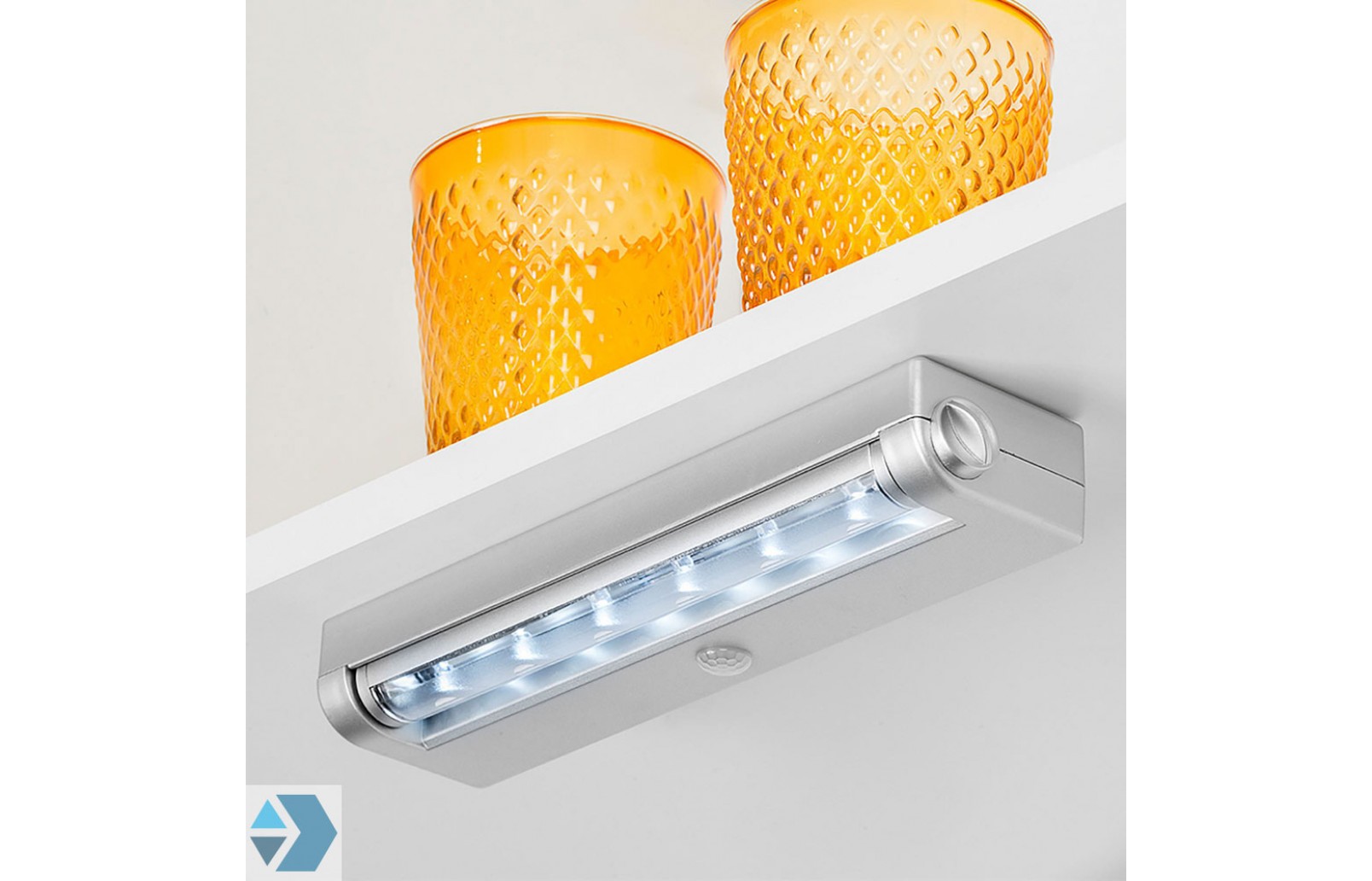 Battery cabinet lamp with motion sensor - BL4125